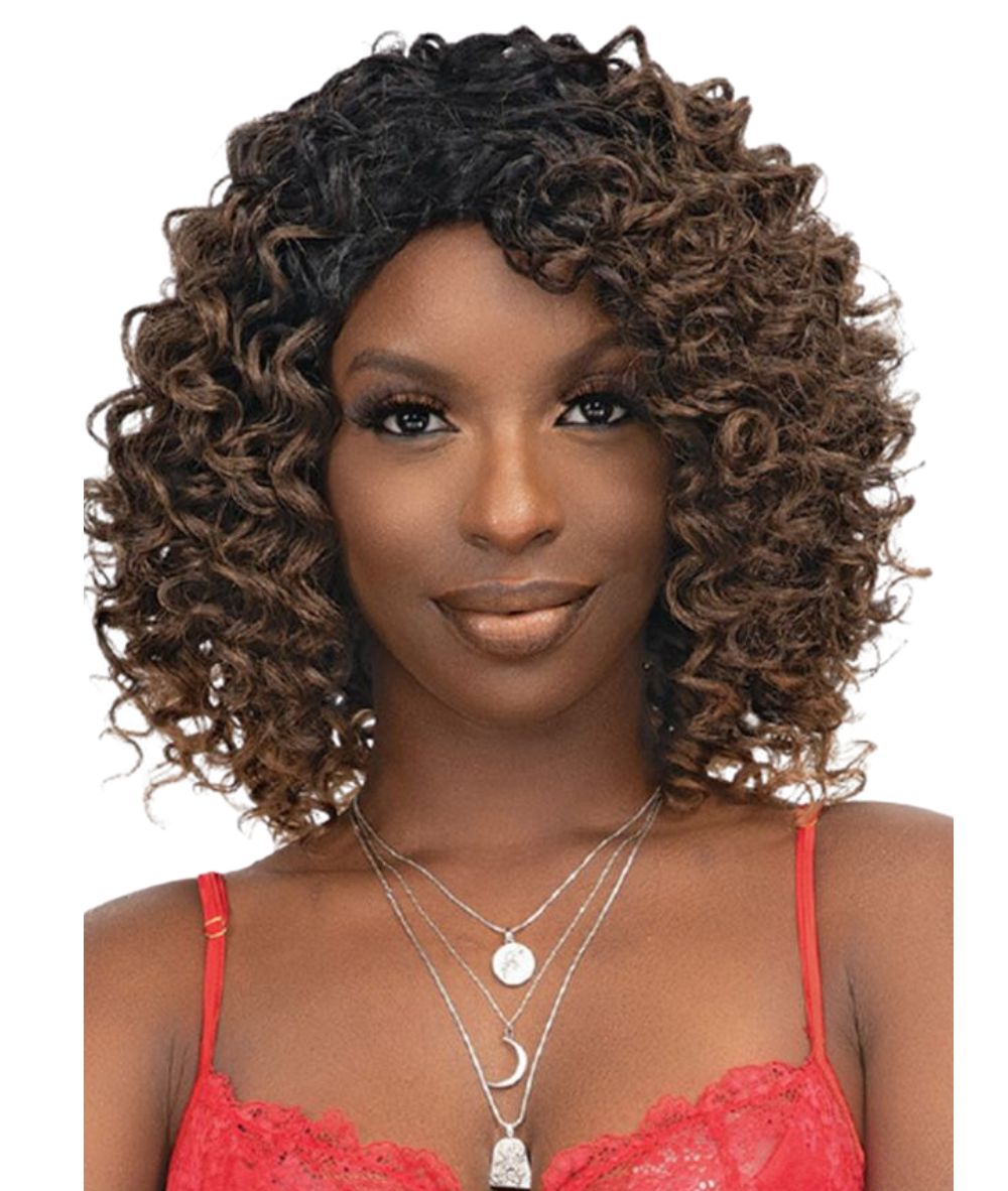 Janet Natural Curly Wig- Peyton - Wigs at Cloré Beauty – Cloré Beauty